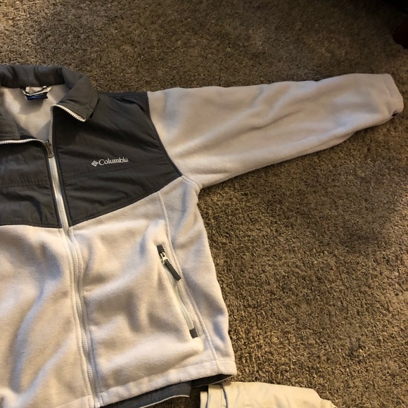 Columbia | Jackets & Coats | Whitegrey Columbia Fleece Jacket | Poshmark